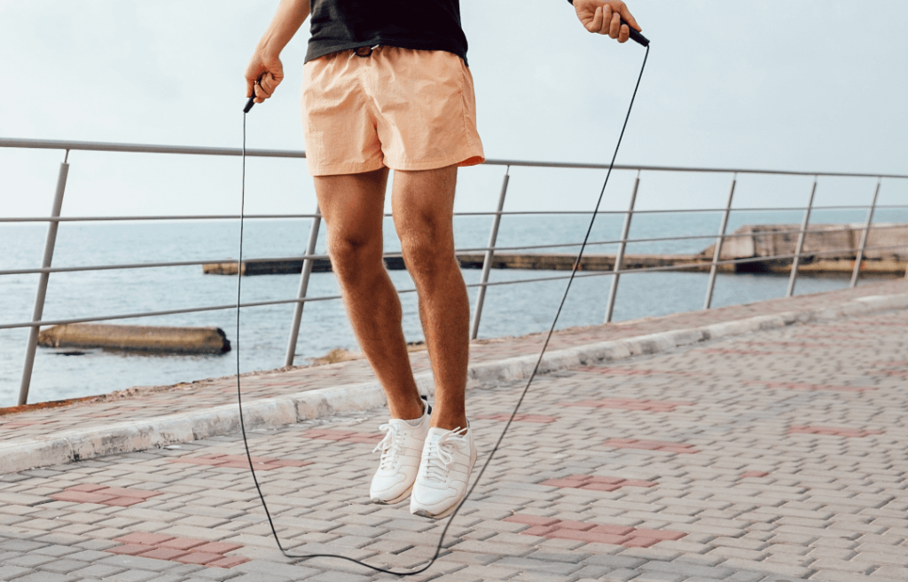 La Corde à Sauter Un Sport Qui A La Cote Et Qui Sculpte La Ligne